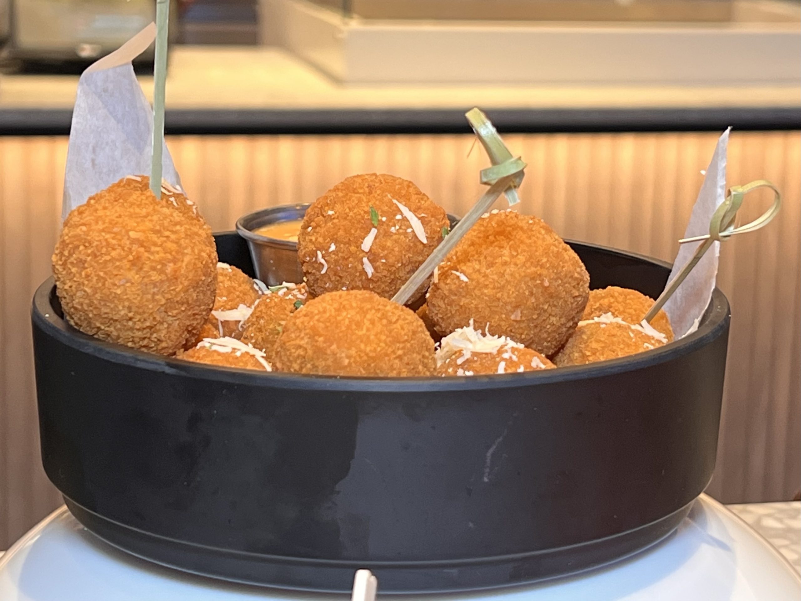 Inside Lumin Café & Kitchen at Illuminarium Las Vegas - GoVisit.Guide