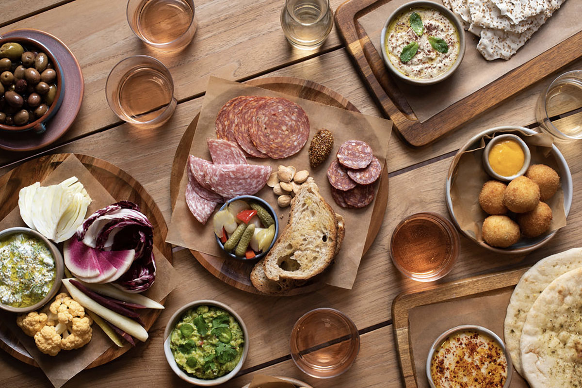 Cocktails and Cuisine in New York City at Bar Harta - GoVisit.Guide