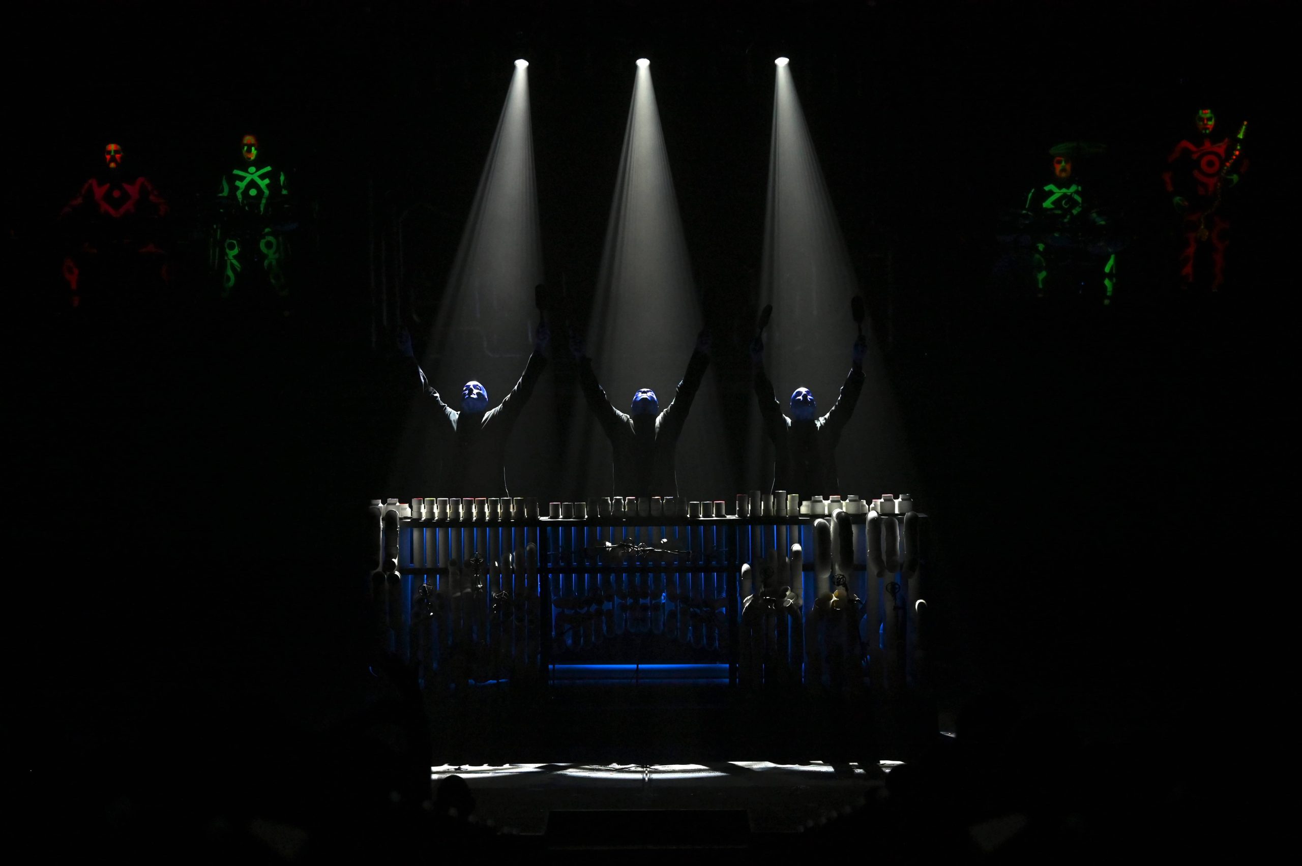 Vegas VIP- Visiting With the Blue Man Group - GoVisit.Guide