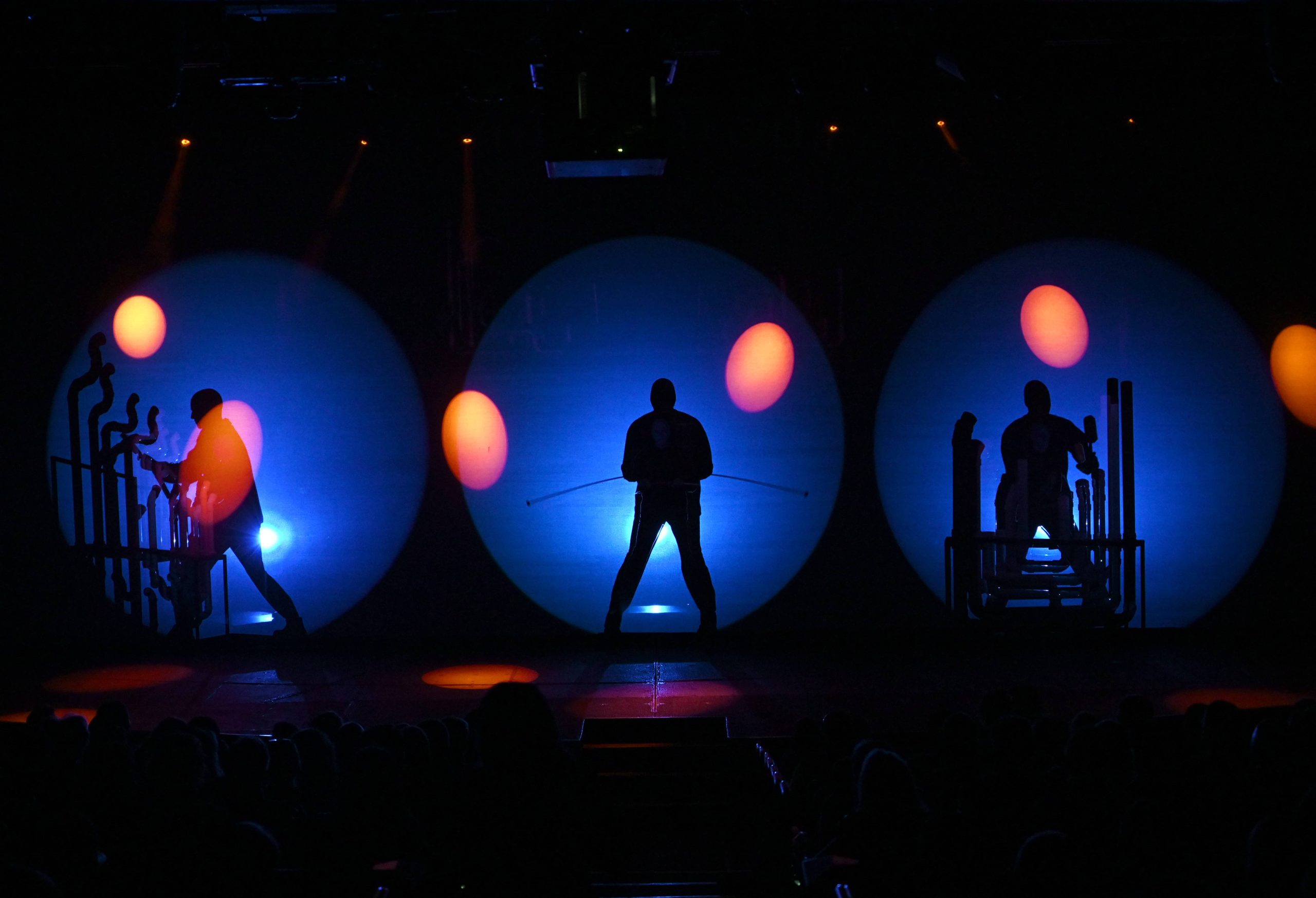 Vegas VIP- Visiting With the Blue Man Group - GoVisit.Guide