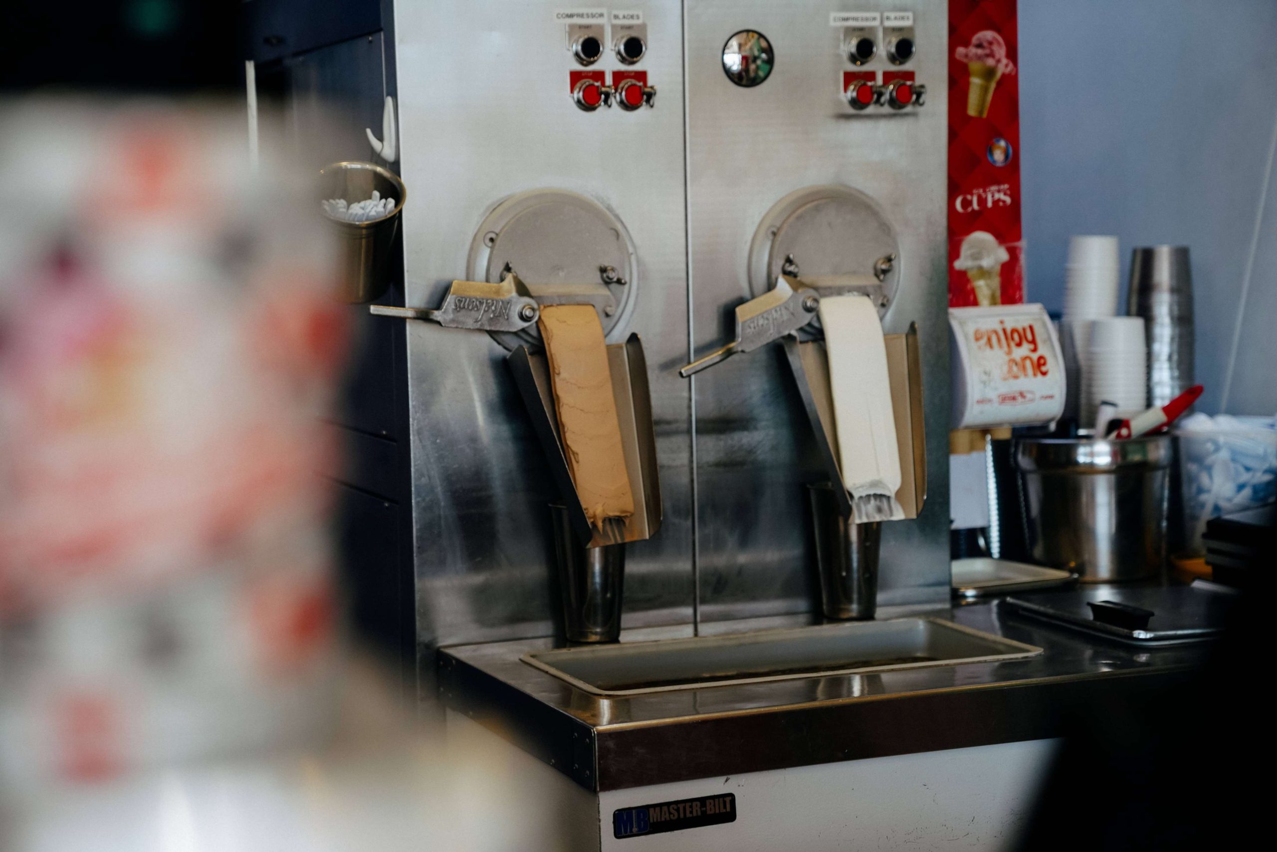 Nielsen's Frozen Custard: Inside the Local Favorite - GoVisit.Guide