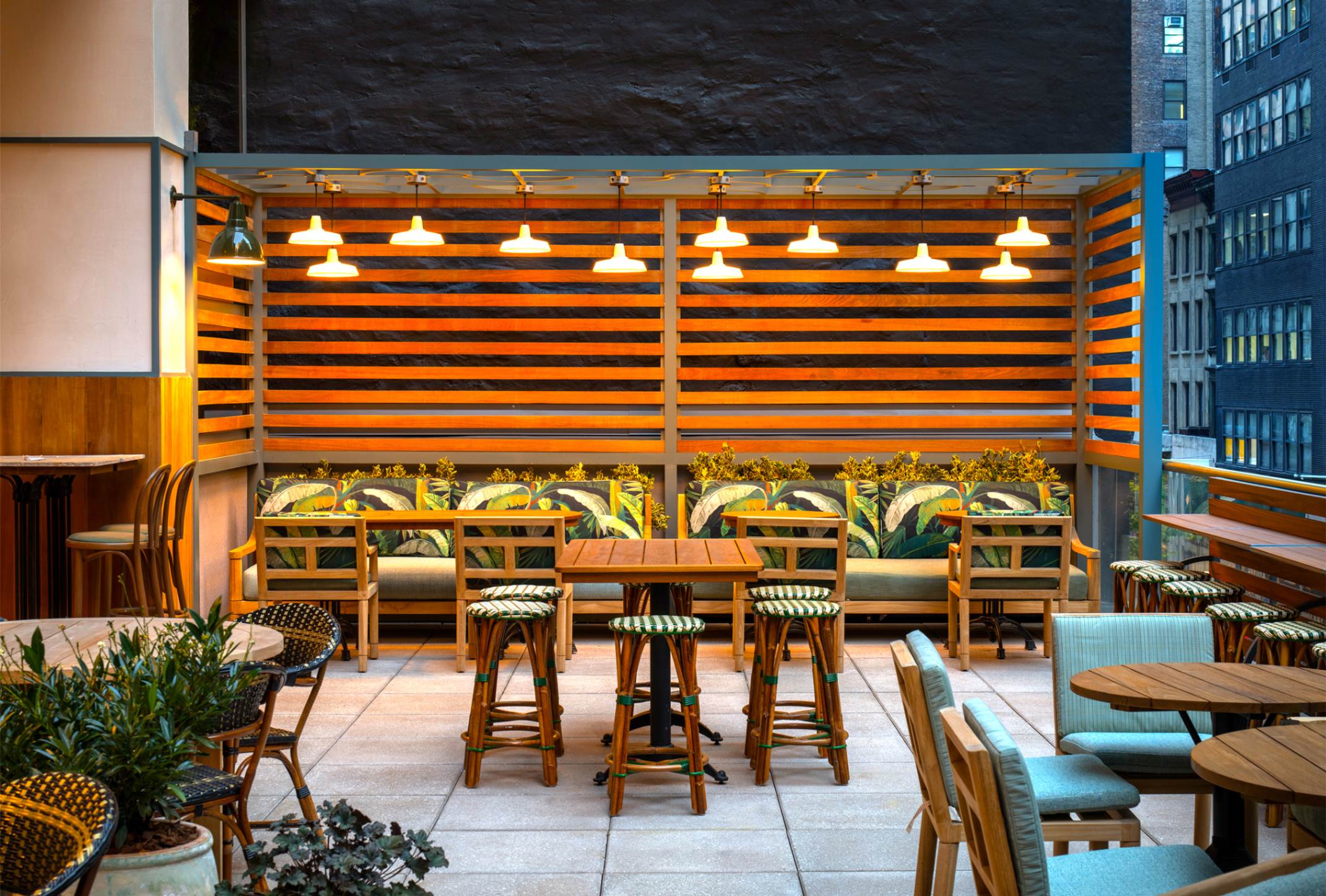 Cocktails and Cuisine in New York City at Bar Harta - GoVisit.Guide