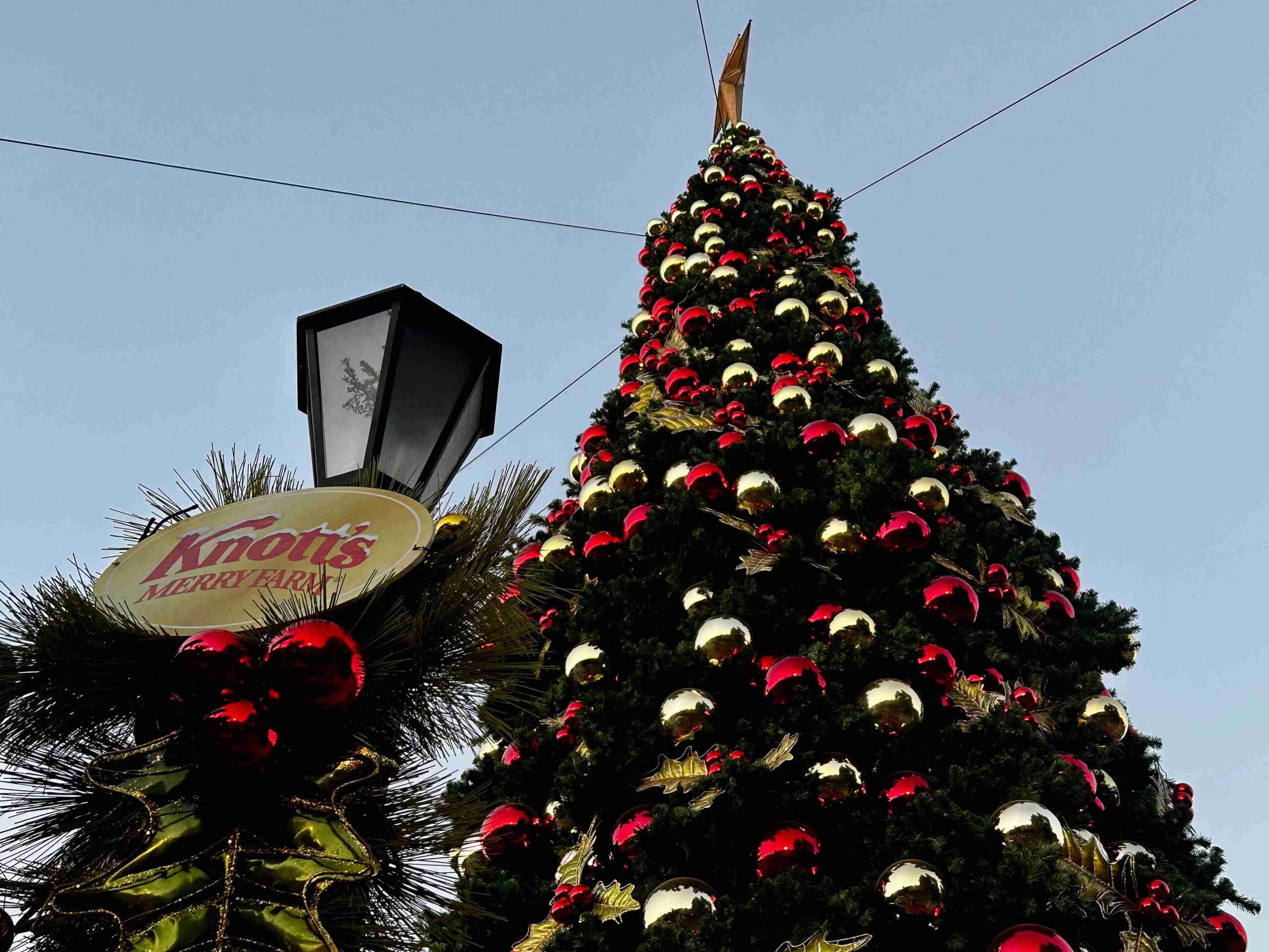 Southern California Theme Park Holiday Celebrations - GoVisit.Guide