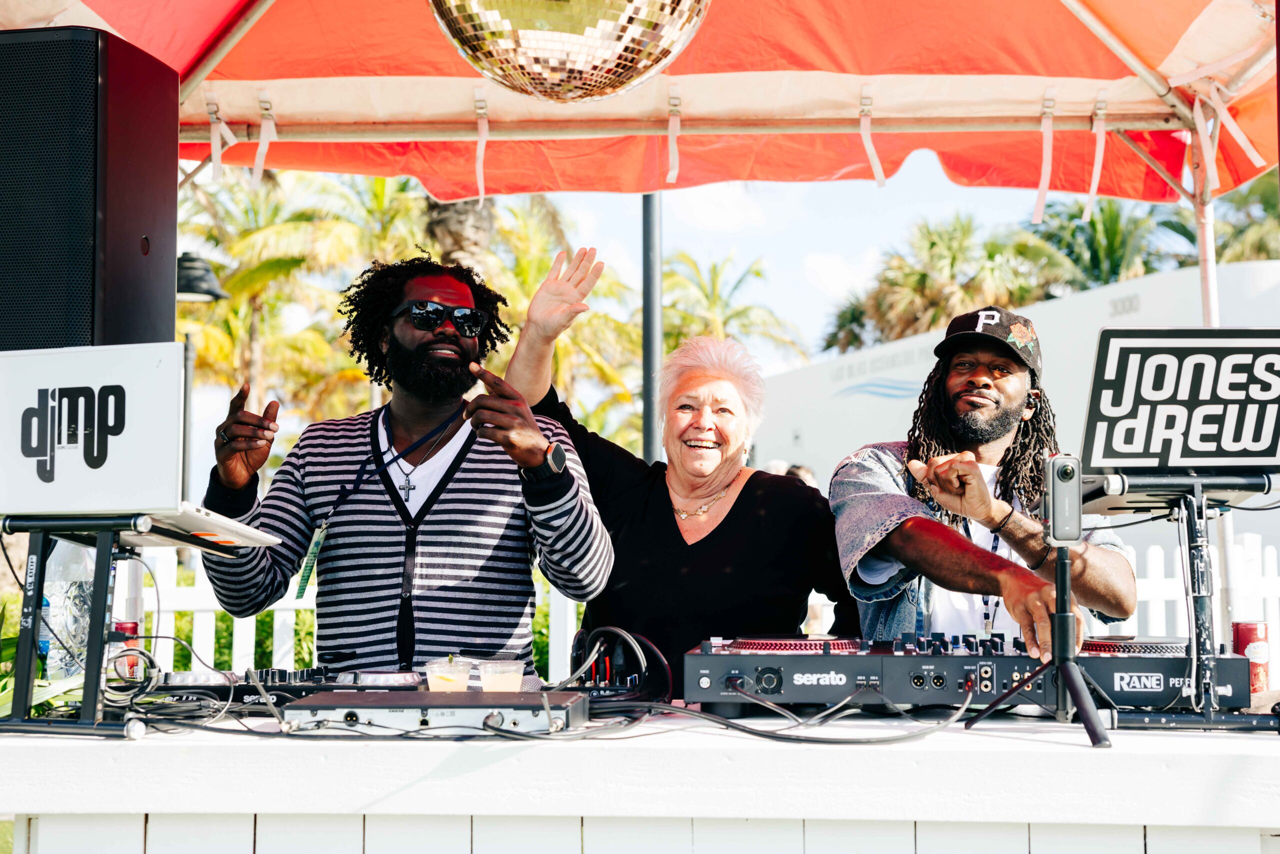 Visit Lauderdale Food & Wine Festival Highlights - GoVisit.Guide