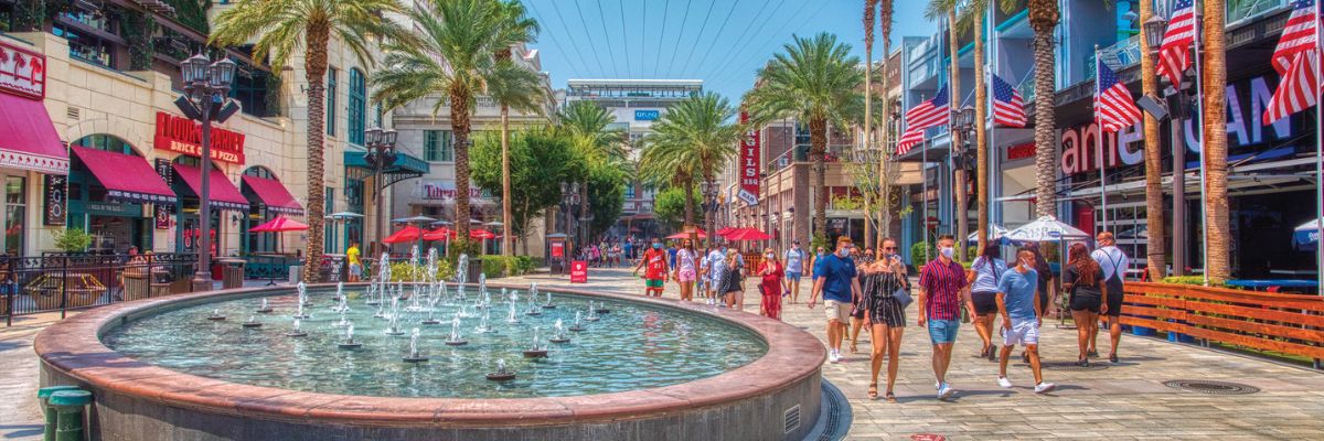 The LINQ Promenade - GoVisit.Guide